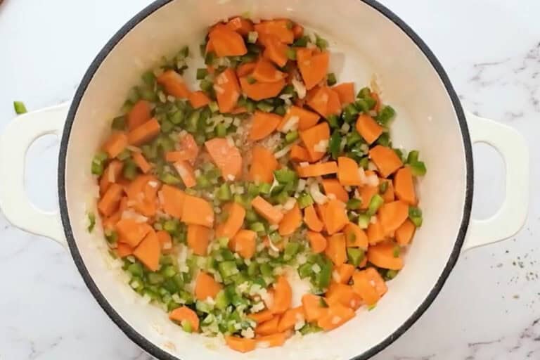 Cheesy Chicken Chowder Recipe - Easy Chicken Recipes