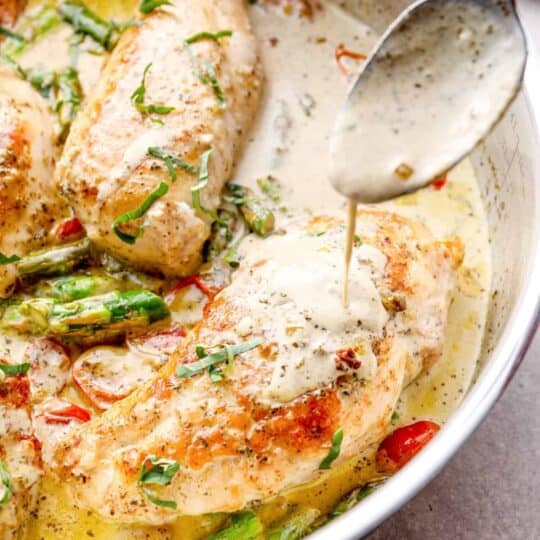 Creamy Pesto Chicken Recipe - Easy Chicken Recipes