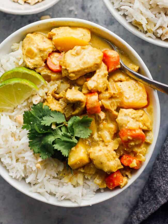 30-minute Curry Chicken (Quick & Easy!) - Easy Chicken Recipes