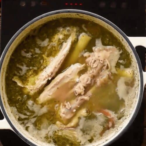 How to Make Chicken Broth from Scratch! - Easy Chicken Recipes