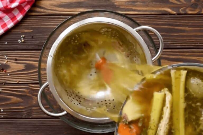 How to Make Chicken Broth from Scratch! - Easy Chicken Recipes
