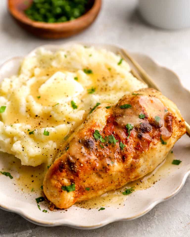 Creamy Chicken and Mashed Potatoes - Easy Chicken Recipes